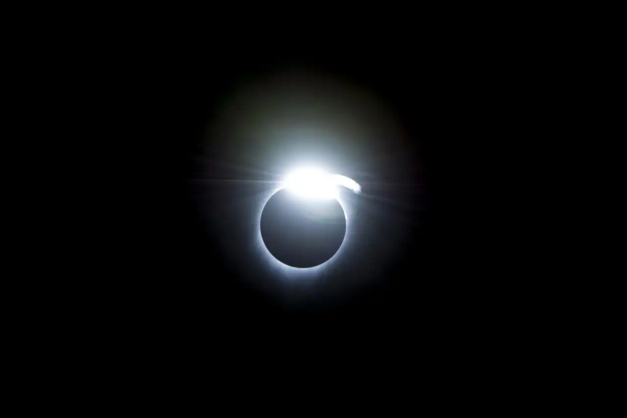 Éclipse solaire totale août 2026 : guide observation Europe | Portail ...